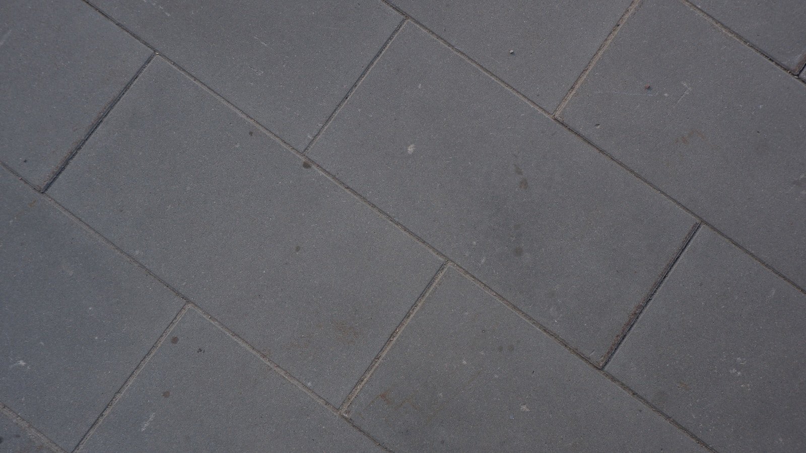Interlock Or Pavers: Which One Should You Choose?
